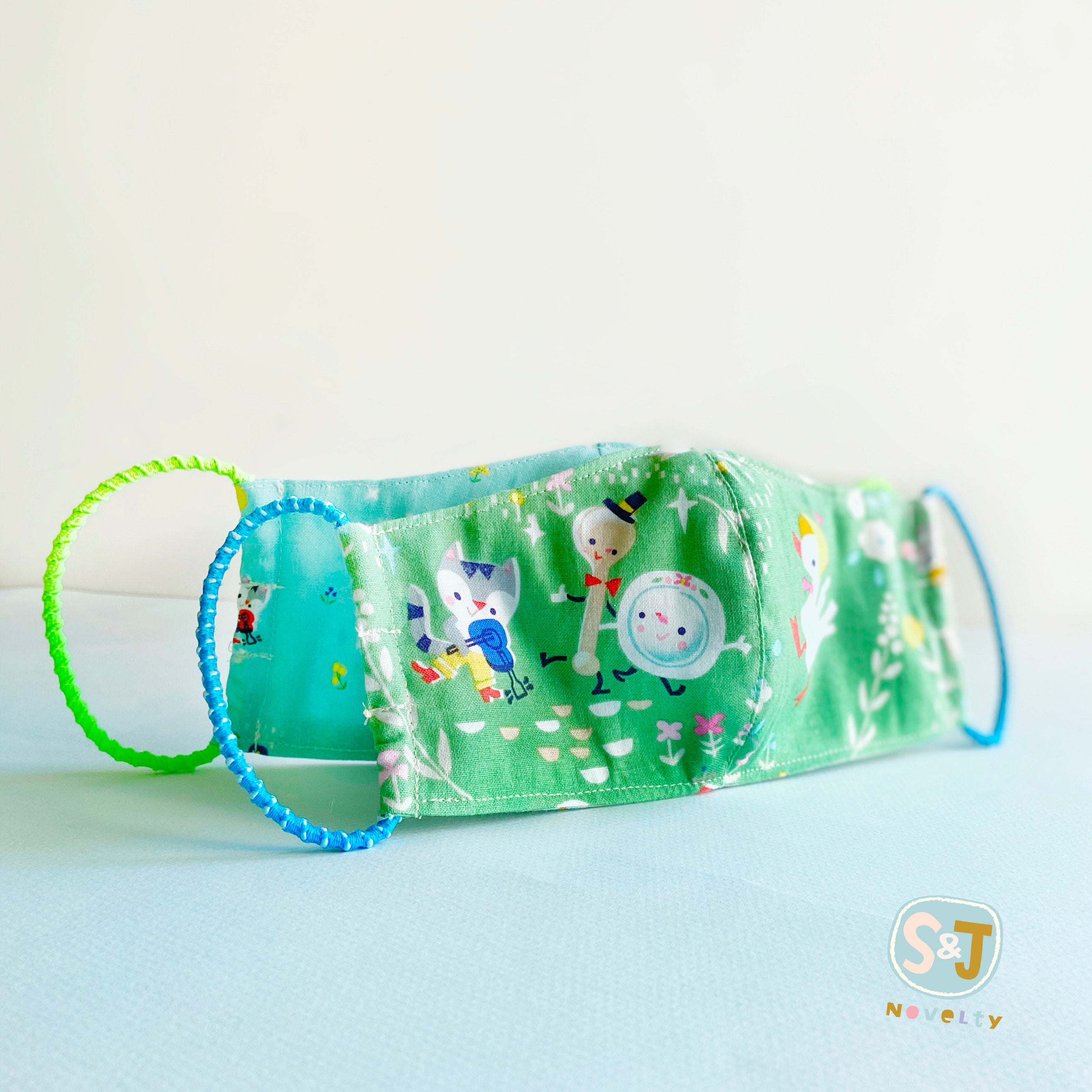 Nursery Rhyme Child’s Face Mask with Pocket – S & J Novelty